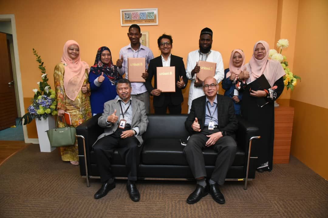 Tiga pelajar antarabangsa UNISEL terima biasiswa IIIT - Media Selangor