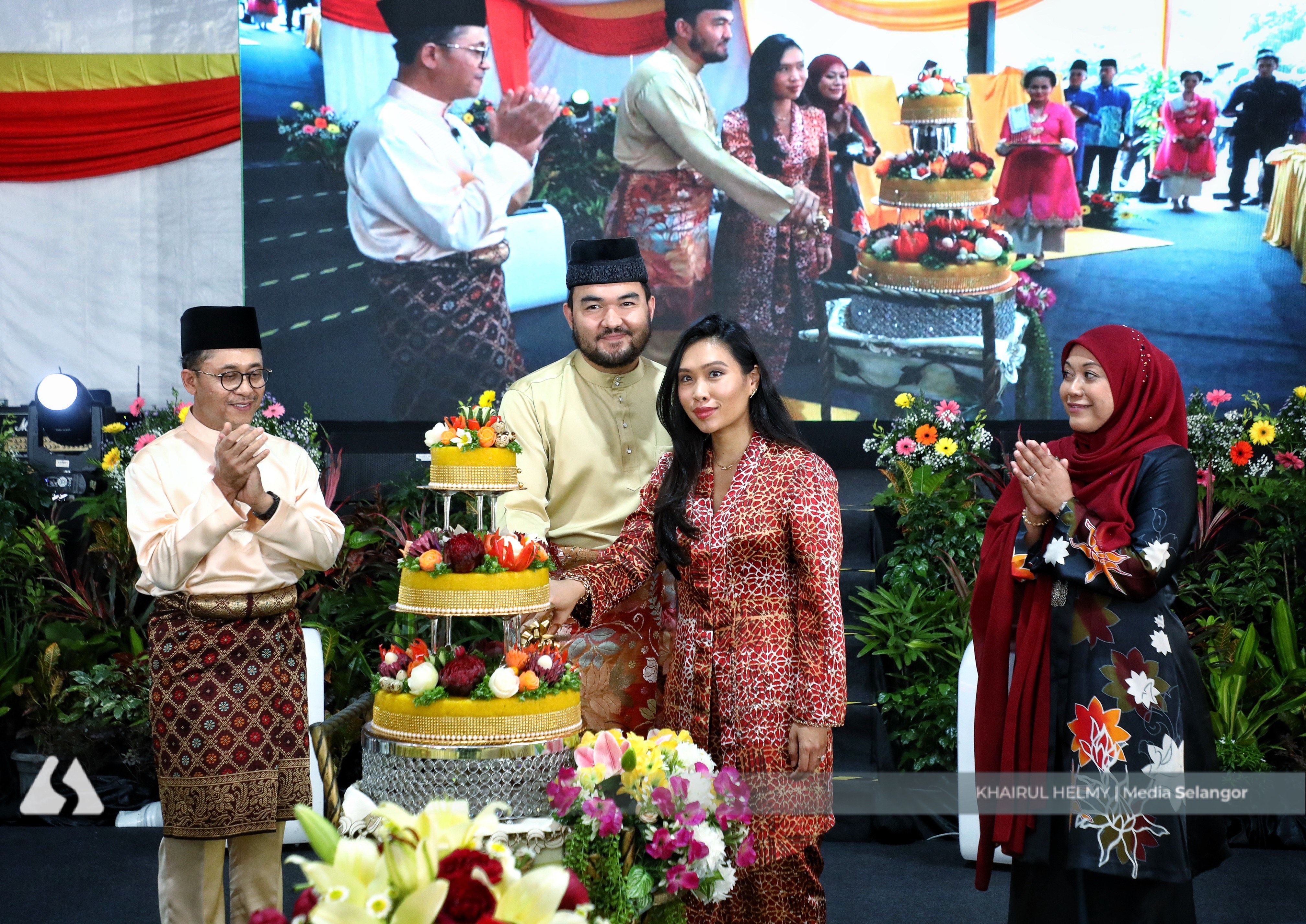 Raja Muda Selangor, isteri berkenan rasmi pameran Dirgahayu Cinta ...